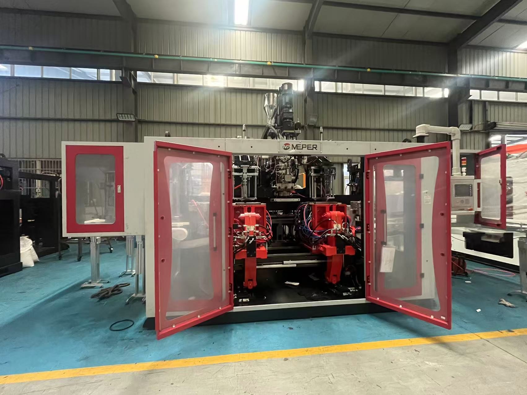 150KN 10L Polyethylene Extrusion Moulding Machine